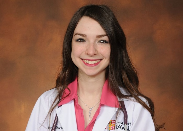 Jade Chénard-Roy, jeune leader en médecine